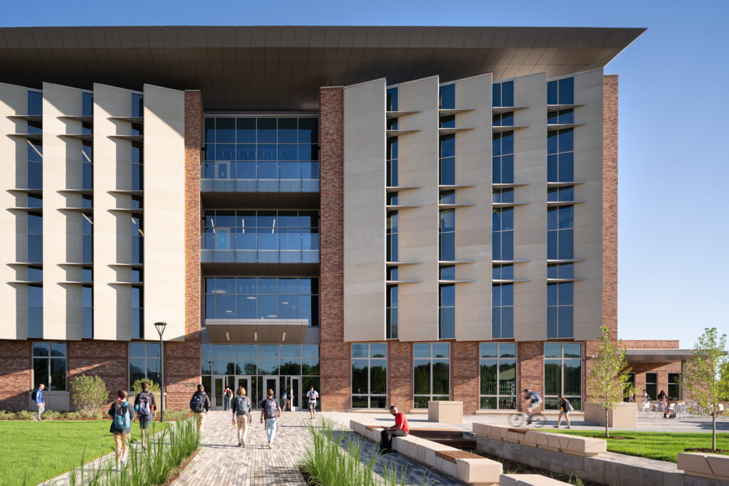 Smead Aerospace Engineering Sciences Building - RATIO